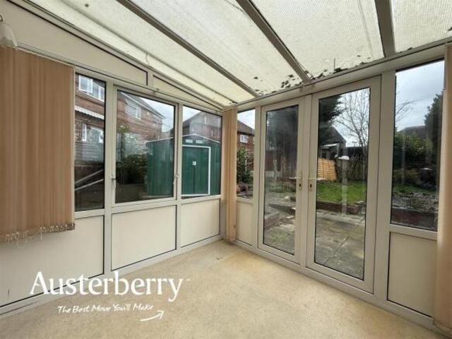 3 bedroom semi detached house for rent in Beverley Drive, Bentilee, Stoke On Trent, ST2