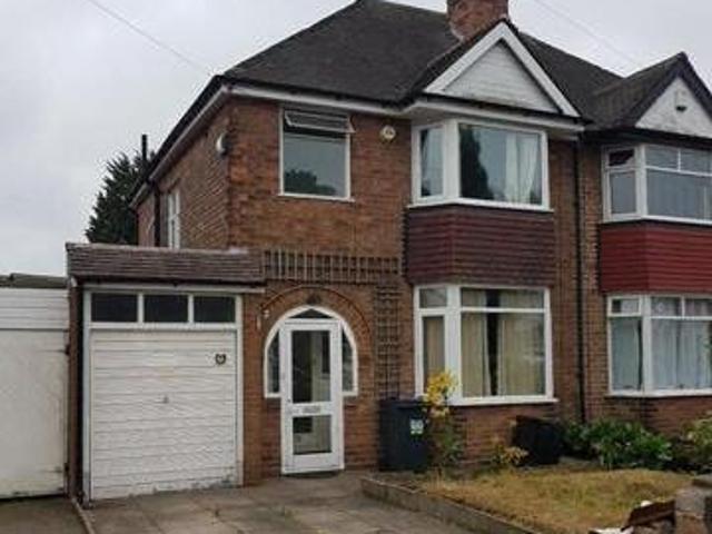 3 Bedroom Semi detached House For Rent In Birmingham