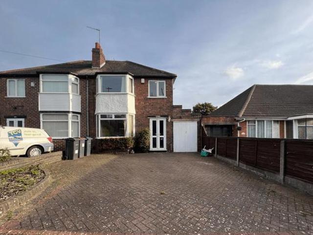 3 Bedroom Semi detached House For Rent In Birmingham