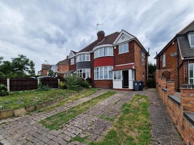 3 Bedroom Semi detached House For Rent In Birmingham