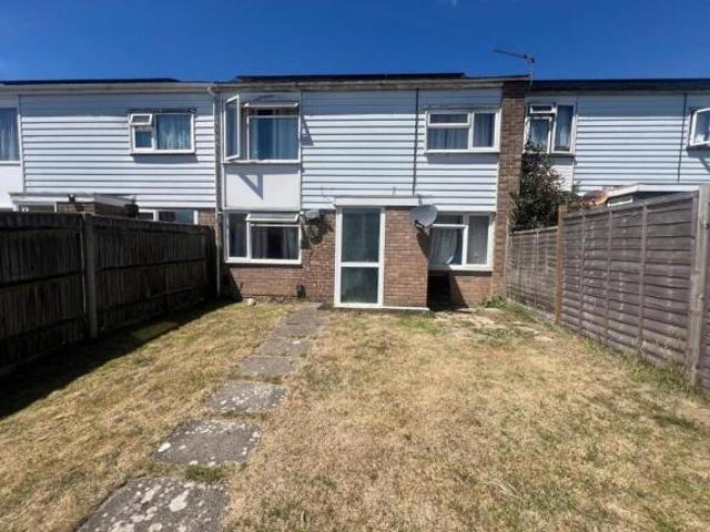 3 bedroom semi detached house for rent in Bonchurch Close, Southampton SO16 3EH, SO16