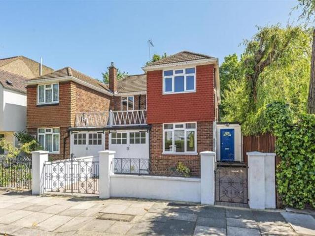 3 bedroom semi detached house for rent in Boileau Road, Barnes, SW13