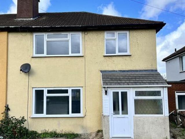 3 Bedroom Semi detached House For Rent In Bloxwich