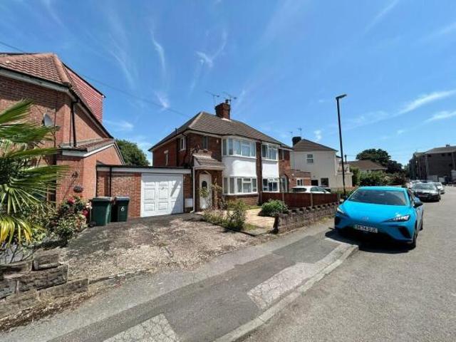 3 bedroom semi detached house for rent in Blackwell Road, Great Heath, CV6