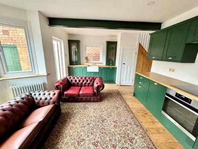 3 bedroom semi detached house for rent in Blakeland Rd B44 8AS.