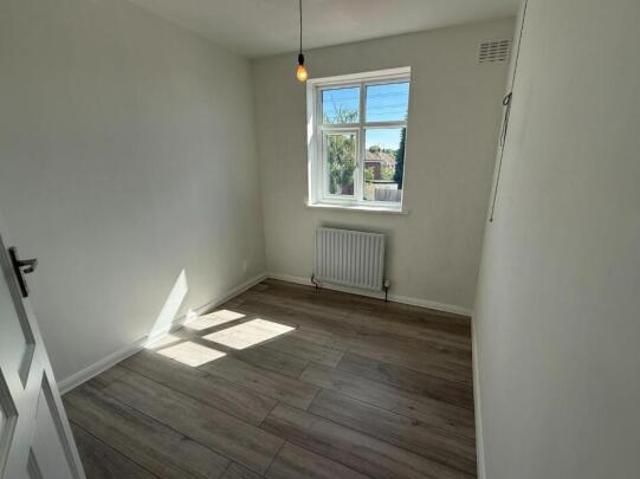 3 bedroom semi detached house for rent in Bletchley, MK2