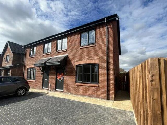 3 Bedroom Semi detached House For Rent In Brough