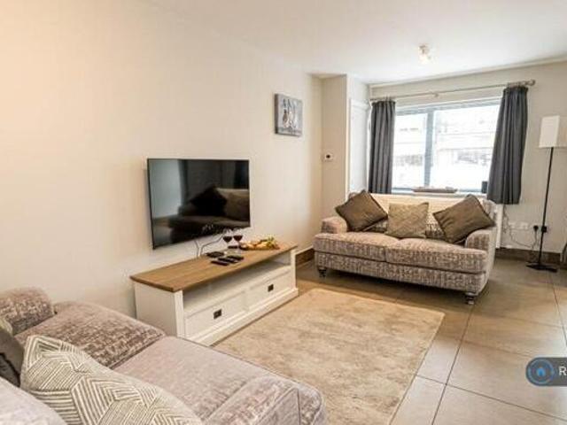 3 Bedroom Semi detached House For Rent In Brockenhurst