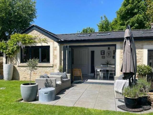 3 Bedroom Semi detached House For Rent In Bradford on avon, Wiltshire