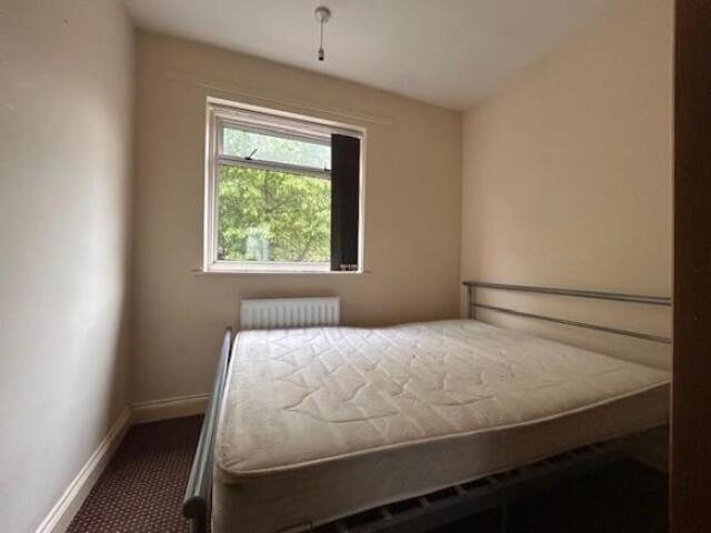 3 bedroom semi detached house for rent in Bramingham Road, Luton, Beds, LU3