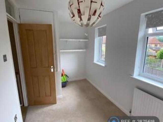 3 bedroom semi detached house for rent in Brean Down Avenue, Bristol, BS9