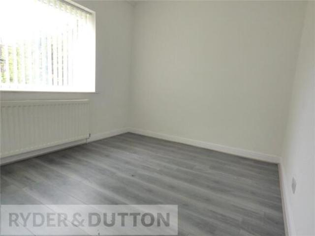 3 bedroom semi detached house for rent in Brendon Avenue, Manchester, Greater Manchester, M40