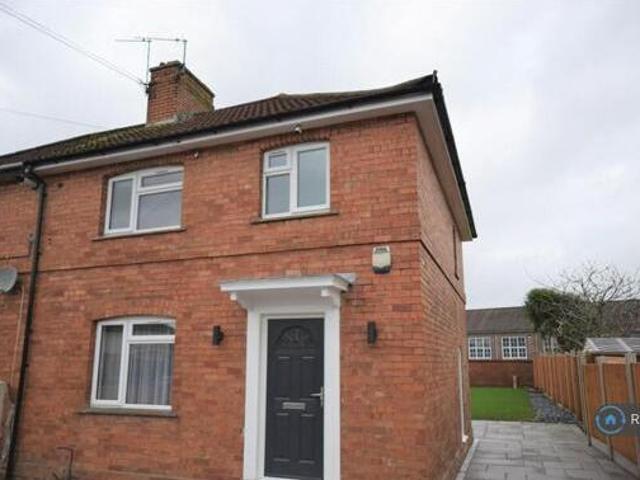 3 Bedroom Semi detached House For Rent In Bristol