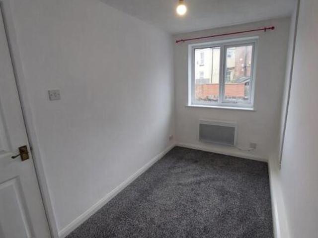 3 bedroom semi detached house for rent in Bury New Road, Bolton, BL2