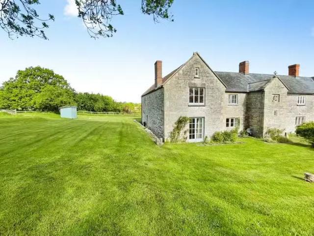 3 bedroom semi detached house for rent in Butleigh Wootton, Gl.