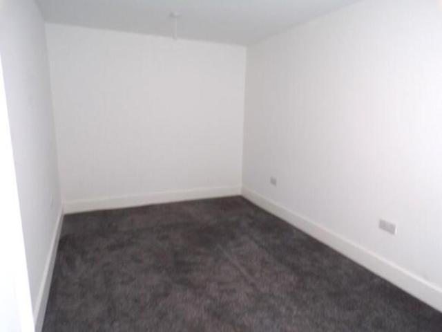 4 bedroom semi detached house for rent in Byron Road, Portsmouth, Hampshire, PO2