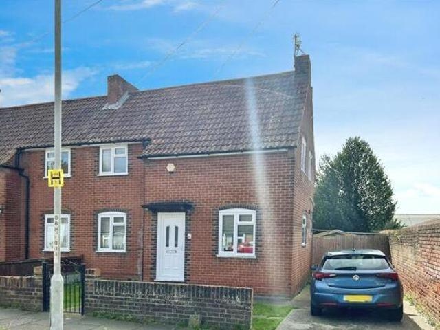 3 Bedroom Semi detached House For Rent In Canterbury, Kent