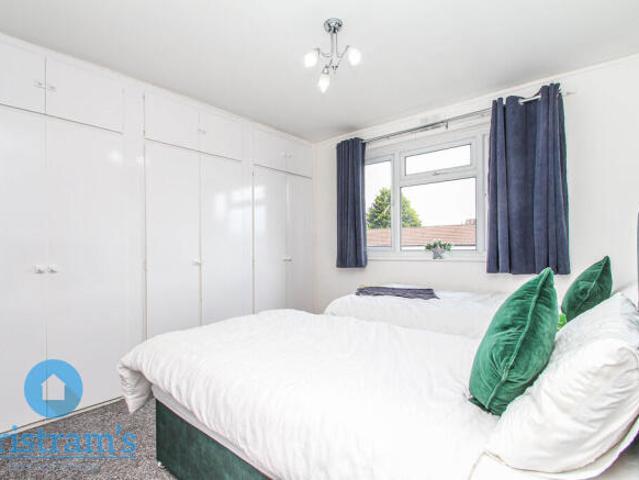 3 bedroom semi detached house for rent in Caincross Road, Nottingham, NG8