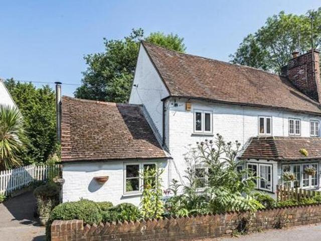 3 Bedroom Semi detached House For Rent In Calcot, Reading