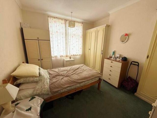 3 bedroom semi detached house for rent in Carshalton Avenue, East Cosham, PO6