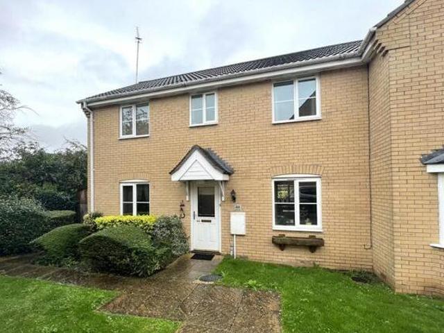 3 Bedroom Semi detached House For Rent In Chatteris, Cambs