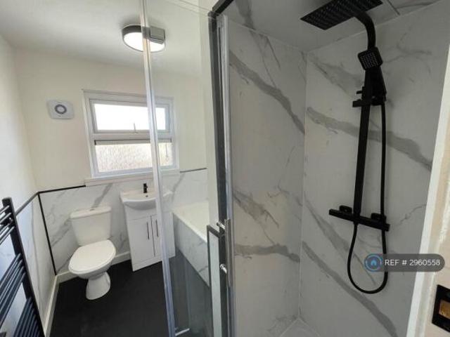 3 bedroom semi detached house for rent in Chaucer Street, Liverpool, L20