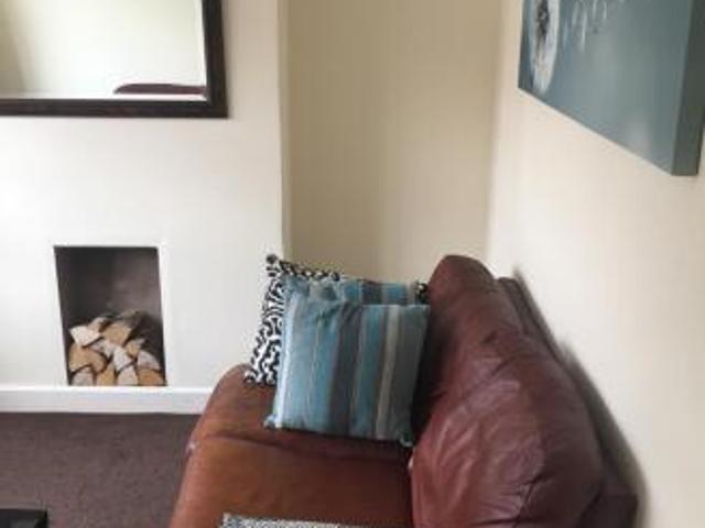 3 bedroom semi detached house for rent in Charlbury Road, Nottingham, NG8