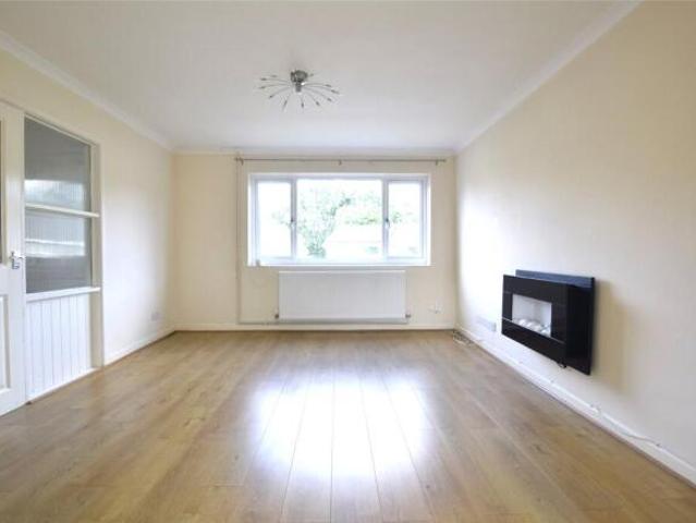 3 bedroom semi detached house for rent in Chase Avenue, Charlton Kings, CHELTENHAM, Gloucestershire, GL52