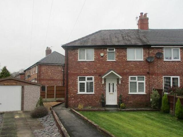 3 Bedroom Semi detached House For Rent In Cheadle, Greater Manchester