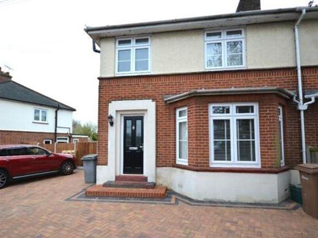 3 Bedroom Semi detached House For Rent In Chelmsford, Essex