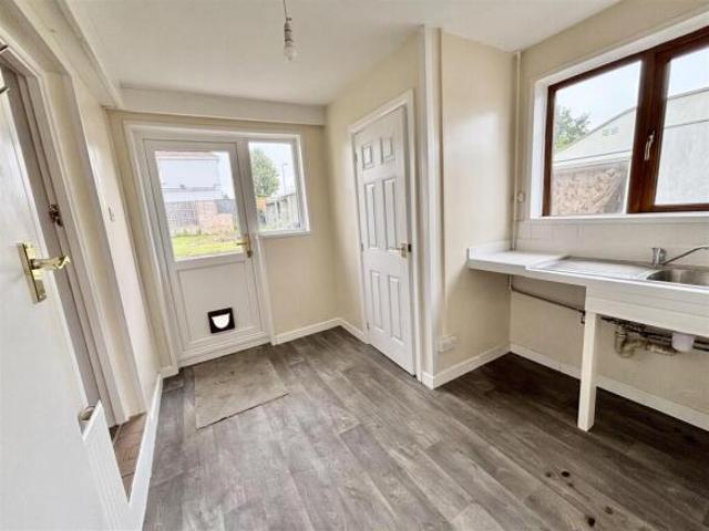 3 bedroom semi detached house for rent in Chelmsford Road, Upton, BH16