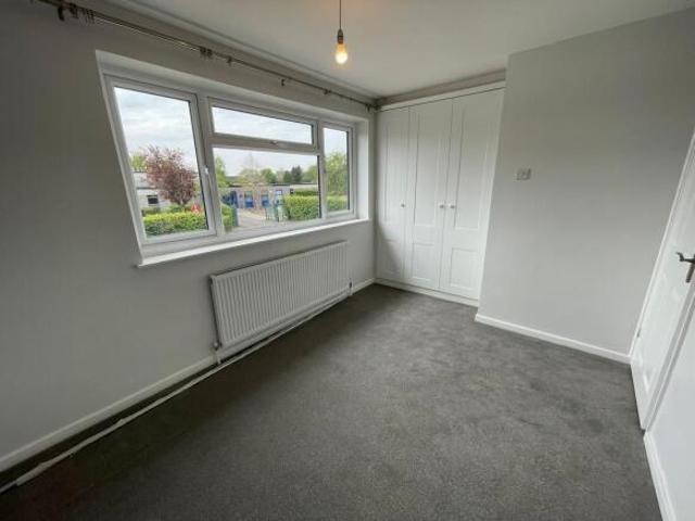 3 bedroom semi detached house for rent in Cherry Drive, Syston, Leicester, LE7