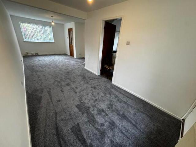3 bedroom semi detached house for rent in Chester Avenue, Little Lever, BL3