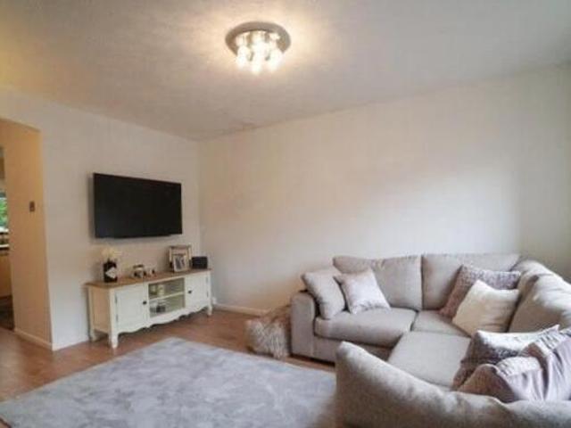 3 Bedroom Semi detached House For Rent In Chester, Cheshire