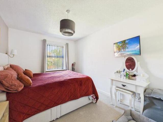 3 bedroom semi detached house for rent in Chilcombe Way, Lower Earley, Reading, Berkshire, RG6