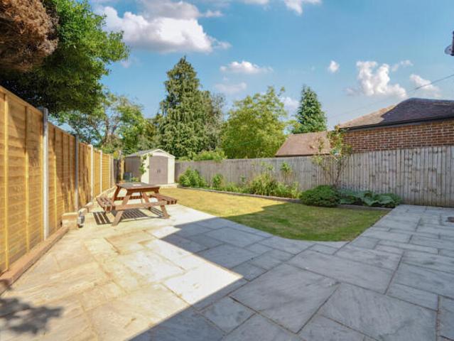 3 bedroom semi detached house for rent in Chiltern Crescent, Earley, Reading, Berkshire, RG6