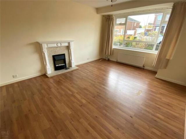 3 bedroom semi detached house for rent in Coniston Avenue, Dalton, Huddersfield, West Yorkshire, HD5