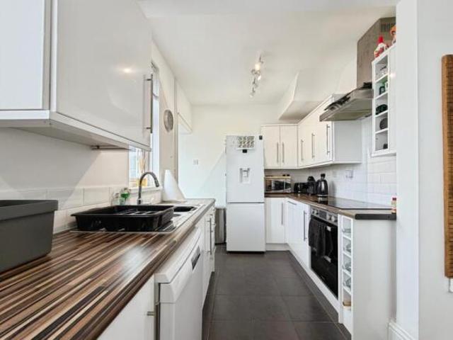 3 bedroom semi detached house for rent in Coaley Road Shirehampton, BS11