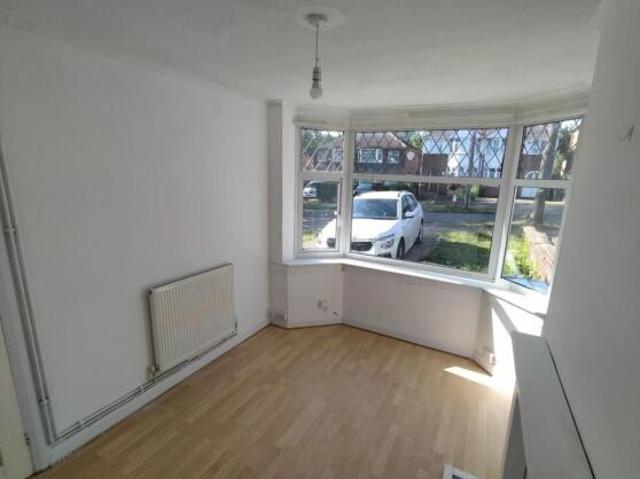 3 bedroom semi detached house for rent in Coleraine Road, Great Barr, Birmingham, West Midlands, B42 1LL, B42