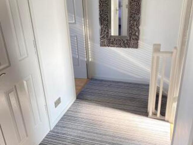 3 bedroom semi detached house for rent in Copse Avenue, Swindon, SN1