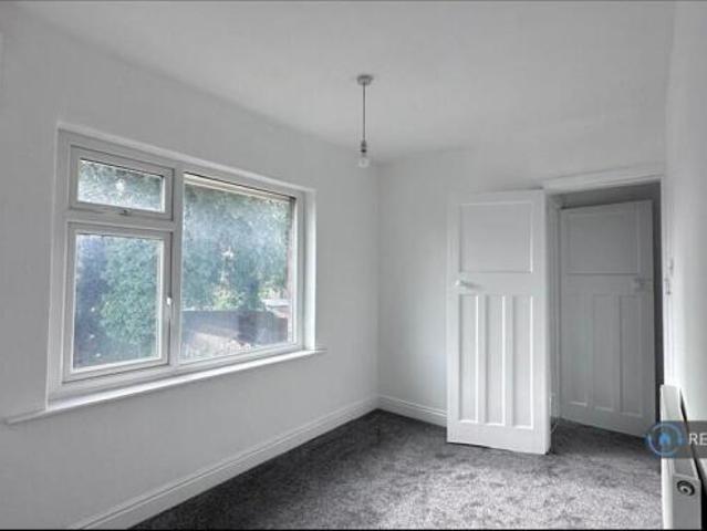3 bedroom semi detached house for rent in Corda Avenue, Manchester, M22