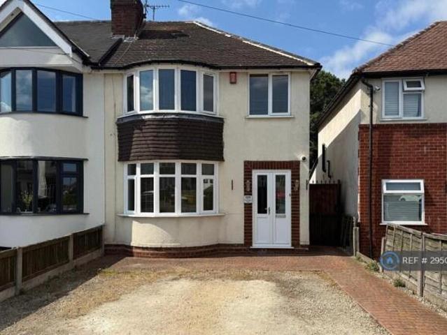 3 bedroom semi detached house for rent in Coronation Road, Birmingham, B43