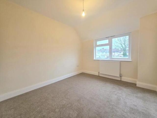 3 bedroom semi detached house for rent in Clewer Crescent, Harrow, HA3