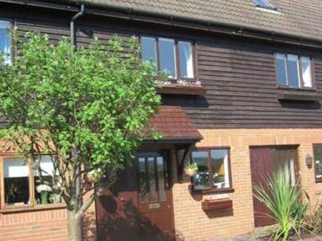 3 Bedroom Semi detached House For Rent In Clutton