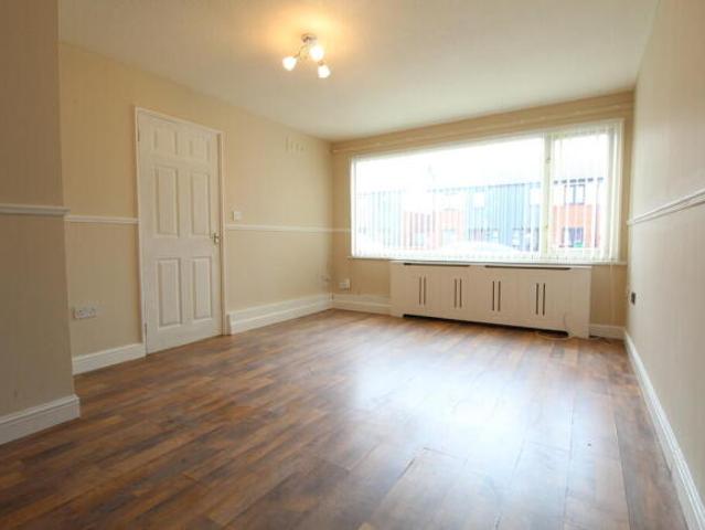 3 bedroom semi detached house for rent in Cranwell Road, Strelley, NG8