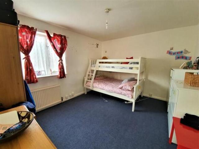 3 bedroom semi detached house for rent in Creighton Avenue, St. Albans, Hertfordshire, AL1