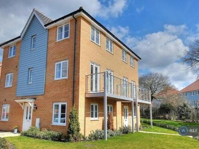 3 Bedroom Semi detached House For Rent In Cringleford, Norwich