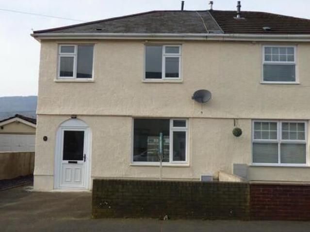 3 Bedroom Semi detached House For Rent In Cwmgwrach