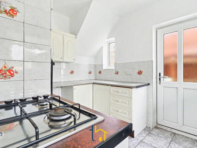 3 bedroom semi detached house for rent in Cyril Street, Leicester, LE3