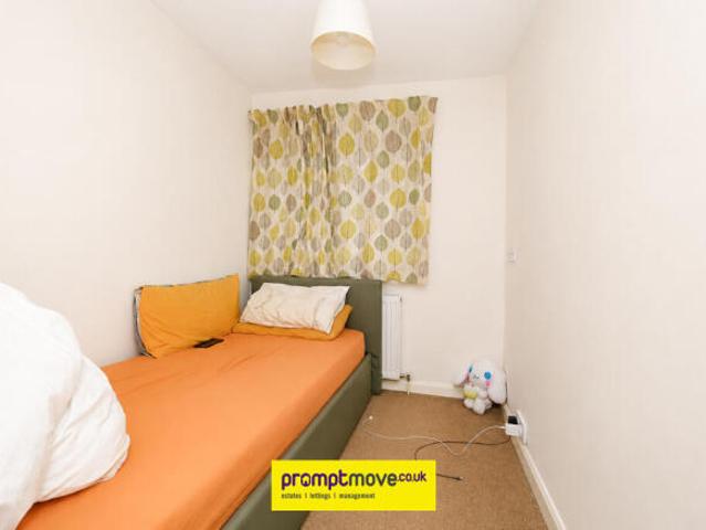 3 bedroom semi detached house for rent in Dalby Close Luton LU4 0XF, LU4
